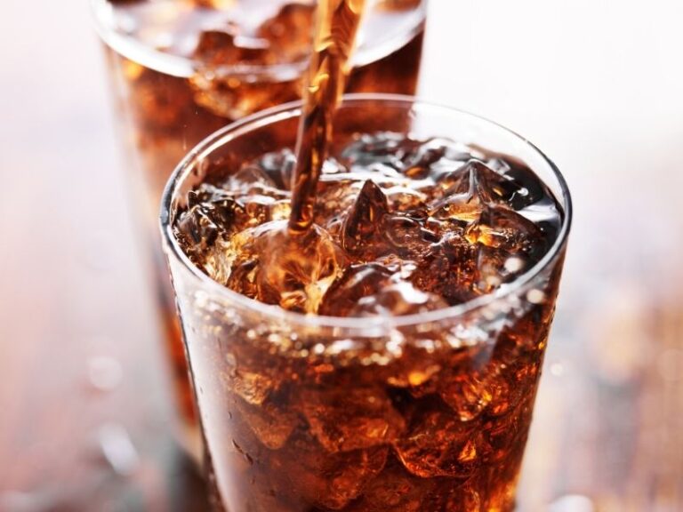 Frisdrank met prik langer bwaren